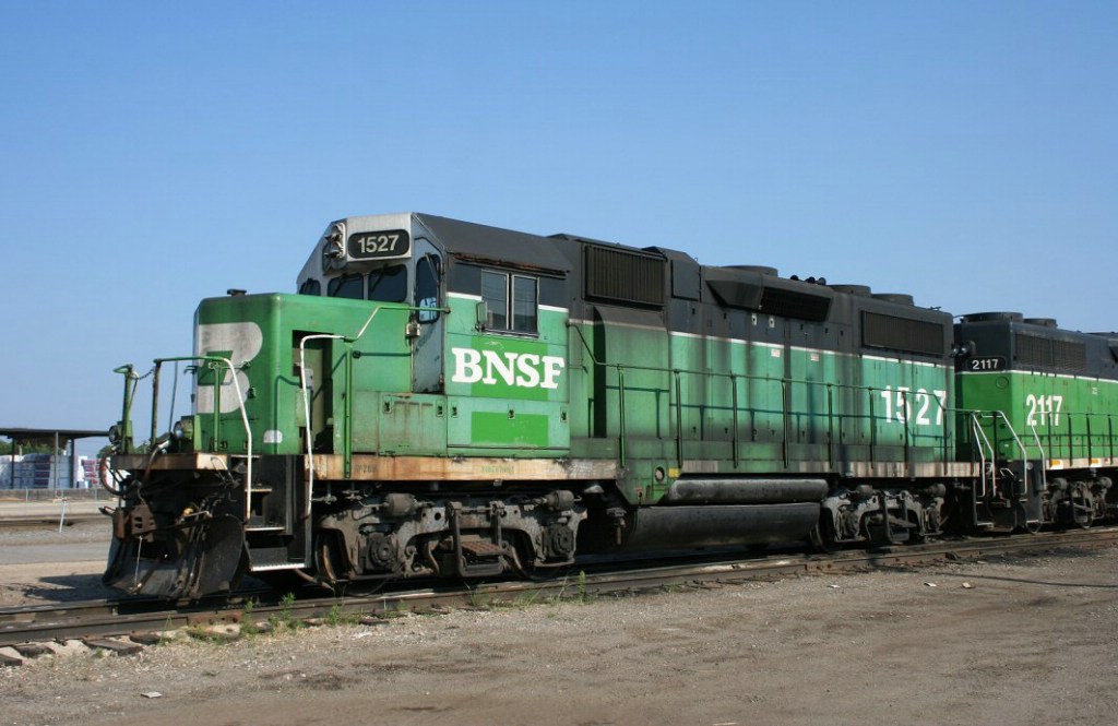 BNSF 1527